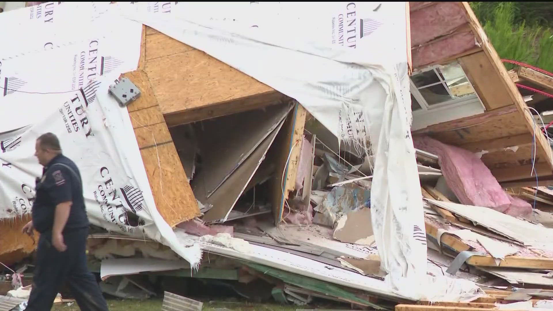 Actor Tray Chaney’s son in ICU after Locust Grove tornado | wcnc.com