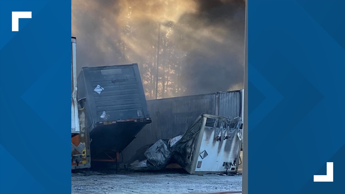 Plane crash in Georgia: Covington General Mills explosion | wcnc.com